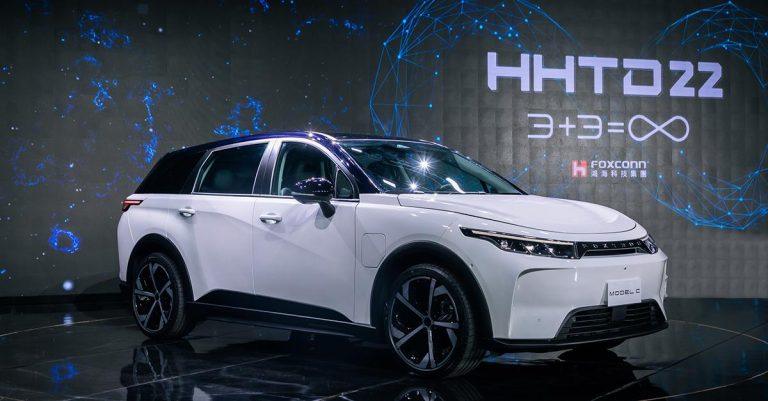 富士康從AI 8K+5G迎接3+3=∞