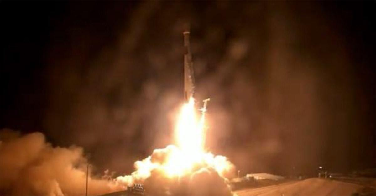 發射直連行動網路Starlink衛星 SpaceX 2024年首發