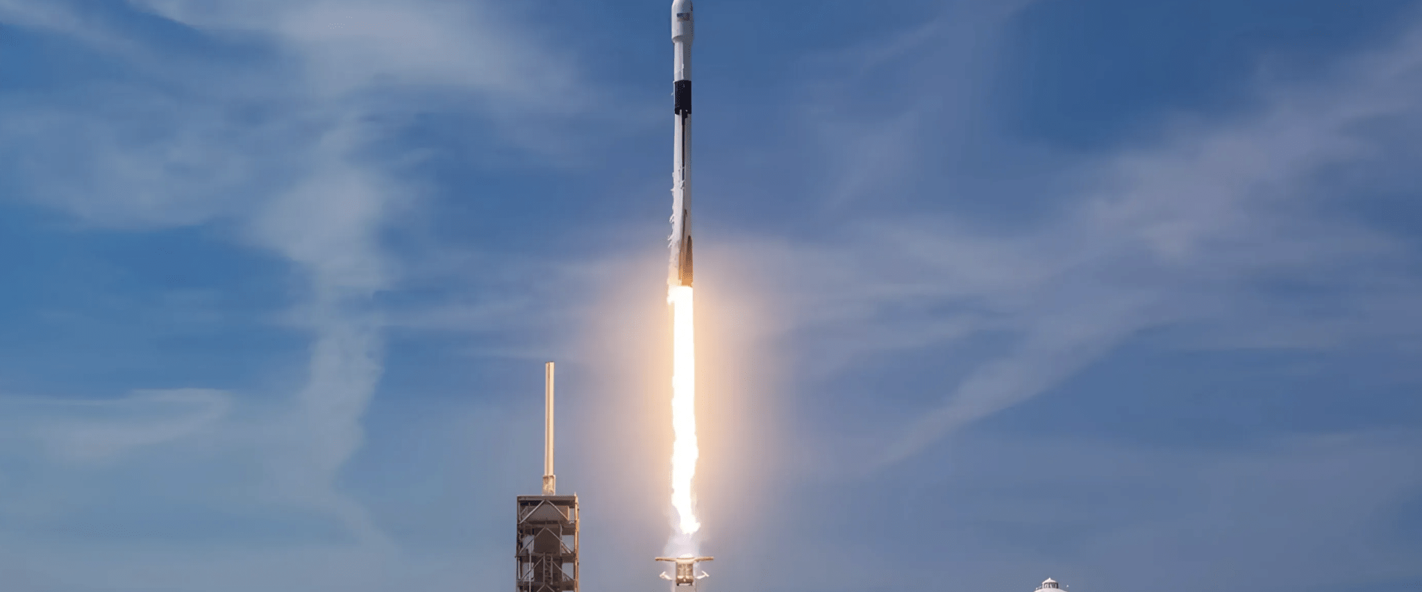 太空AI競賽白熱化！輝達投資的Starcloud 首度在太空上訓練AI模型